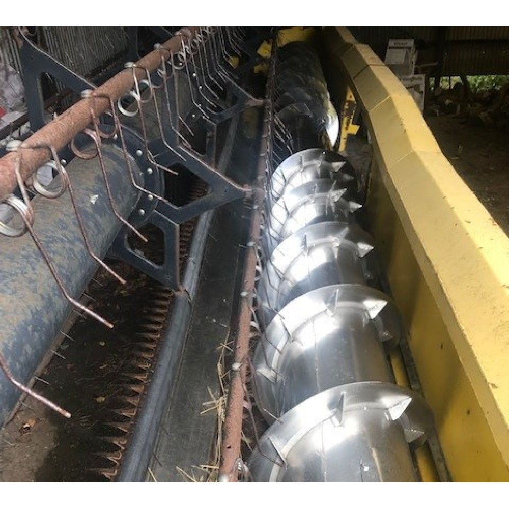 Biso VX850 (28’) Cropranger header c/w trailer, tidy, £ 6000